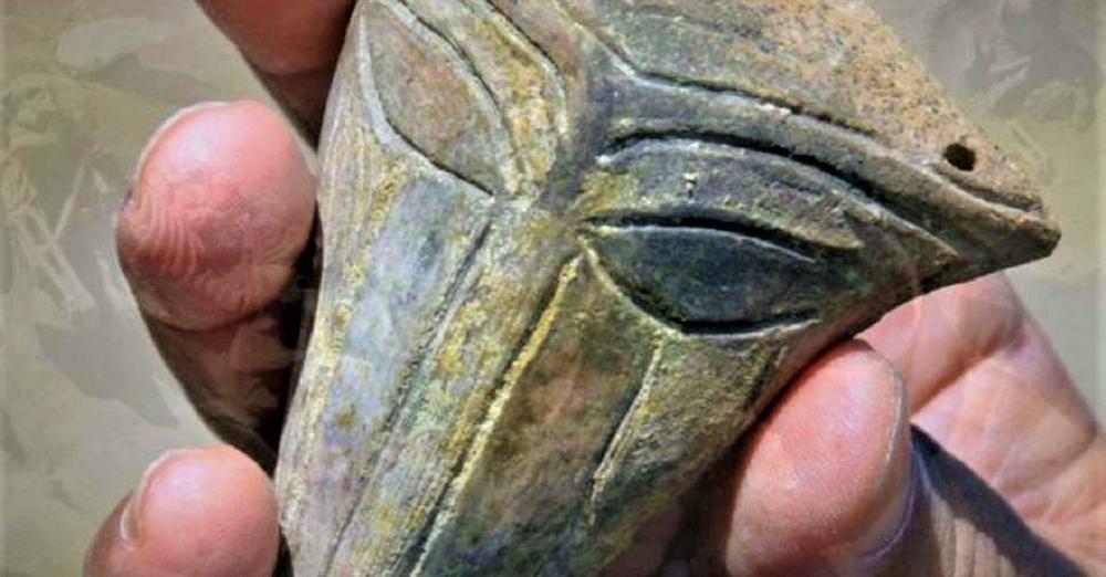Archaeologists find a 6,000-year-old "alien mask" in Bulgaria