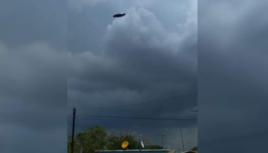 HD photo of a disk-shaped UFO is captured in Mexico
